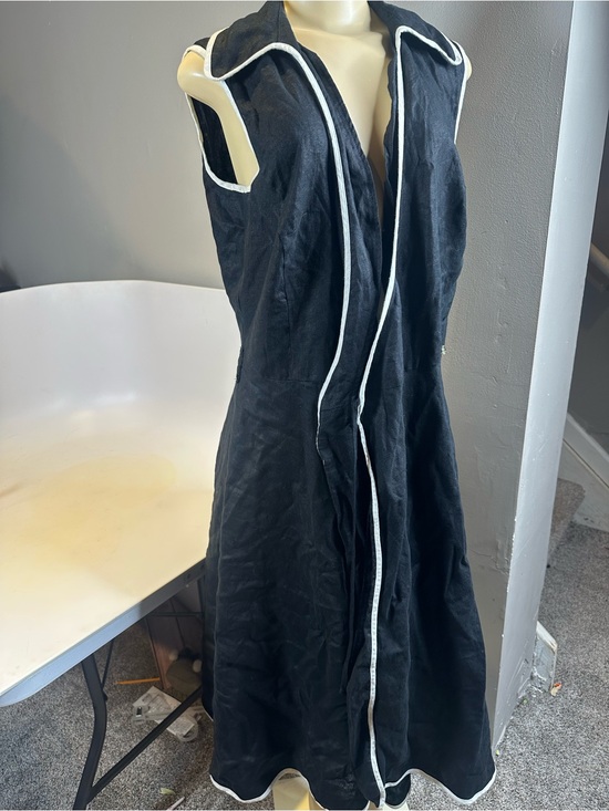 JM Collection | Dresses | Jm Collection Black Linen Garment With White ...